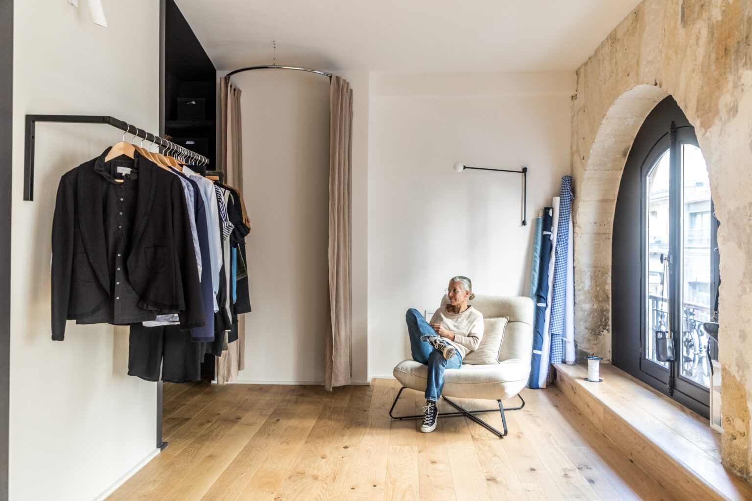 SHOWROOM BYCAT – Crème studio